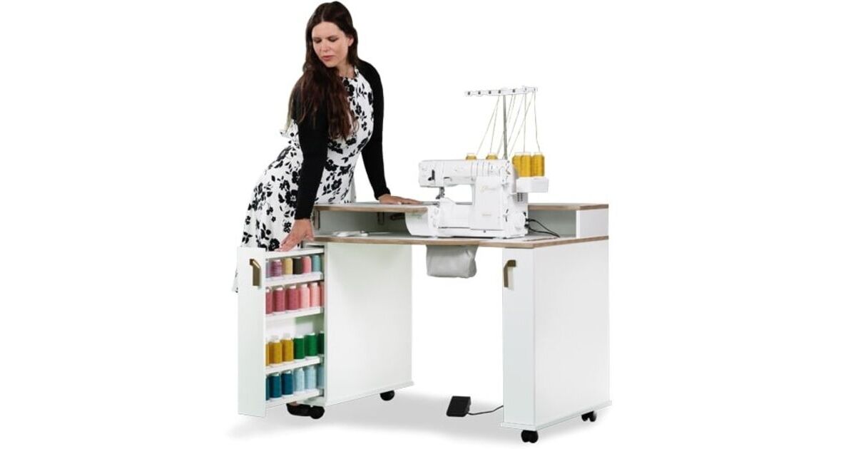 baby lock Studio Workstation